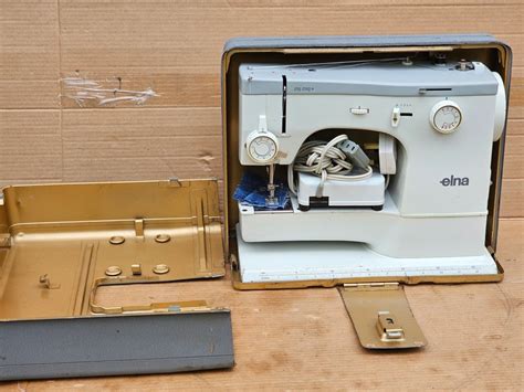 Vintage Elna Zig Zag Sewing Machine At Thomas Nickell Blog