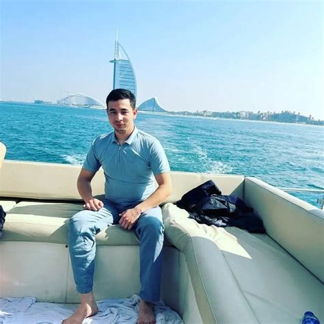 Rustamm Hakimov 13 Hakimov • Threads Say More