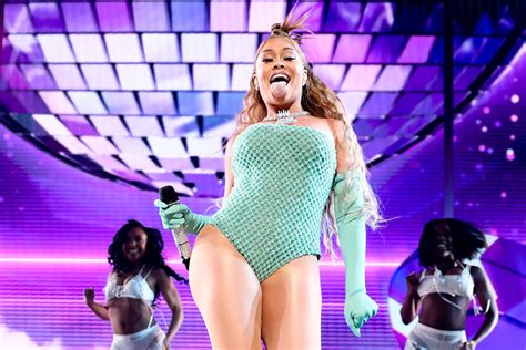 Lattos Cheetah Print Panties Return In New Twerking Video Watch