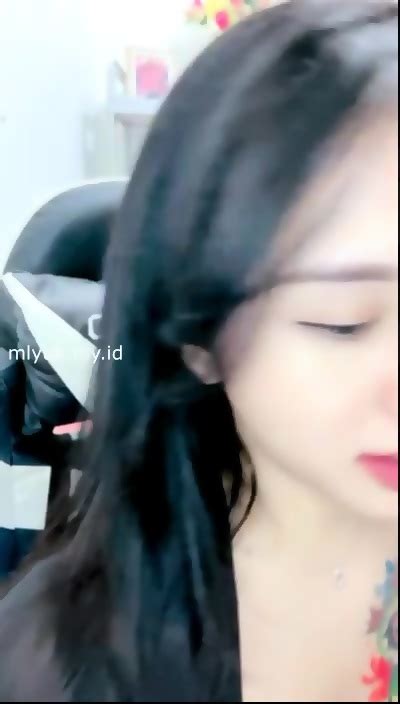 Seleb Tiktok Viral Live Streaming Colmek Demi Cuan Lebih Eporner