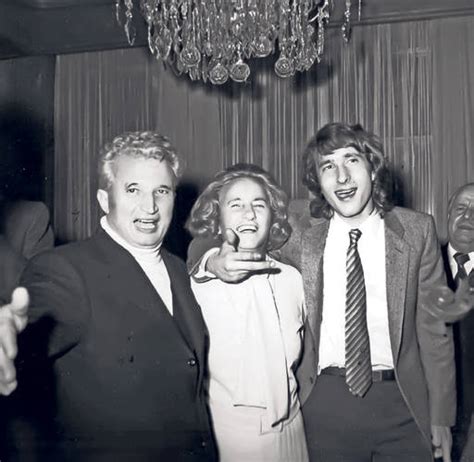 Elena Ceausescu L A Filmat Pe Valentin In Timp Ce Facea Sex Opinia Timisoarei