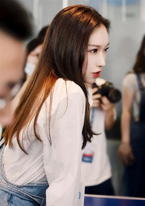 刘令姿，天生丽质的高冷女神 人物集