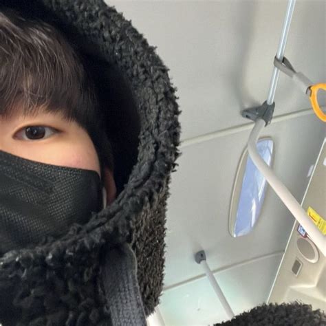 김강현 Khyeon2 On Threads