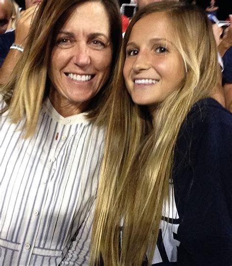 Mom Takes A Selfie In Her Daughters Dorm Room And Soon Realizes It Was