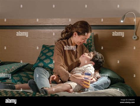 Luccas World Alias Los Dos Hemisferios De Lucca De Gauche à Droite