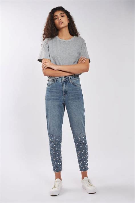 ۳۰ مدل بی نظیر تیپ لی زنانه؛ مدل‌های جدید و کلاسیک ستاره