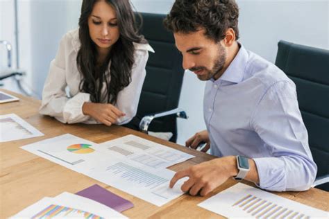 Lehrkraft Grafiken Bilder Und Stockfotos Istock