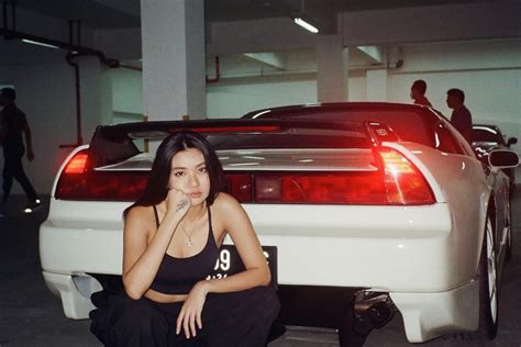 Kumpulan Potret Rachel Florencia Pacar Baru Reza Arab Yang Doyan Foto