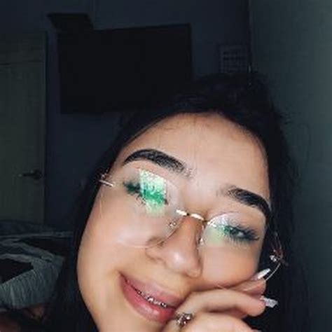 Aif8zzslitoh8yddosxzaxozrio4rbcf4viqiydan4upo0s900 C K C0x00ffffff No Rj