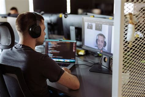 Salesforce Commerce Cloud Internship Bee It