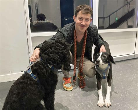 Chadwick Actor Makes Surprise Appearance In Swanage Swanage News