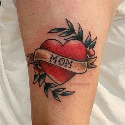 Traditional Mom Tattoos