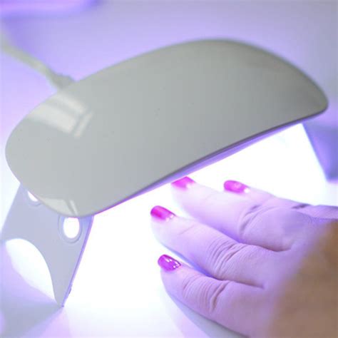 에서 네일 아트 W를 들어 휴대용 미니 LED 램프 네일 드라이어 USB 충전 LED 라이트 빠른 건조 손톱 젤 매니큐어 DHgate