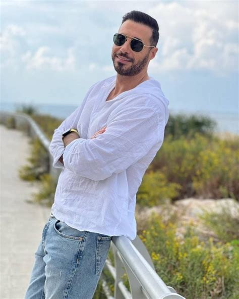 أحمد السعدني يكشف موقفه الغريب من دراسة نجله فيديو مجلة لها