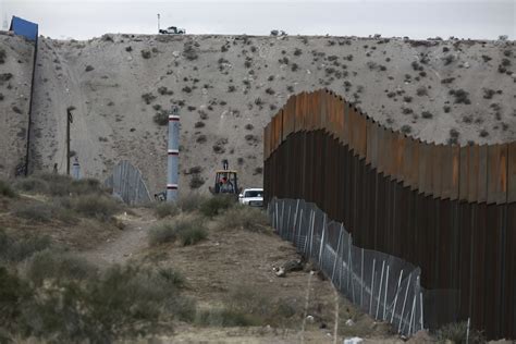 Court Backlog Could Get Way Bigger If Trump Follows Through On