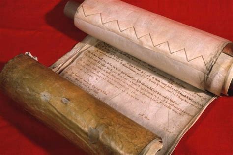 continuous page scrolls and scrolling from papyrus to hypertext