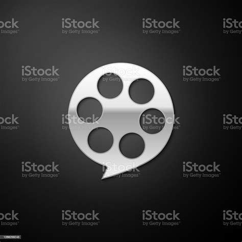 검은 색 배경에 격리 된 실버 필름 릴 아이콘 긴 그림자 스타일 벡터 검은색에 대한 스톡 벡터 아트 및 기타 이미지 검은색 고풍스런 굴리기 Istock