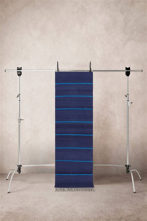 Lori Stripe 01 Ullteppe 70x200 Cm Blå Tepper Jotex