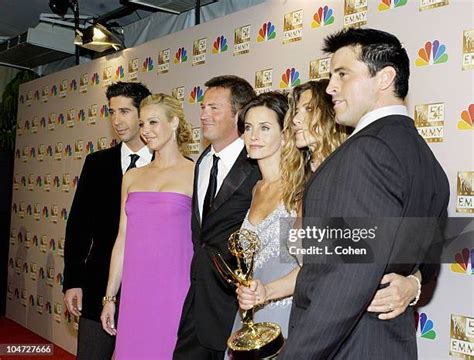 Award Show On Tv Photos And Premium High Res Pictures Getty Images