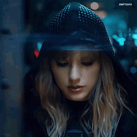 Justiceiras álbum De Taylor Swift Inspirou Filme Com Camila Mendes E Maya Hawke Purebreak