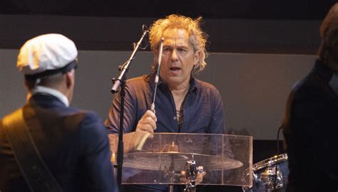 Nu Vender Claes Antonsen Tilbage På Scenen