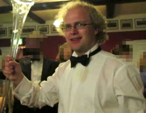 اعتراف هولناک دکتر شیطان پرست به آزار وحشیانه 137 زن و ختر جوانعکس