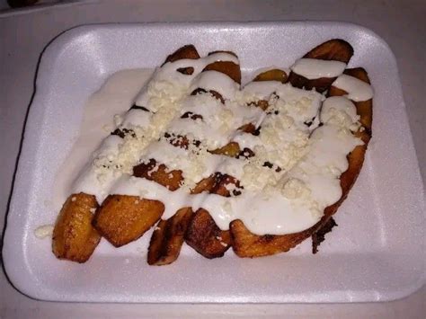 Pollo Con Tajadas Honduras Plátanos Fritos Comida Tipica De Honduras