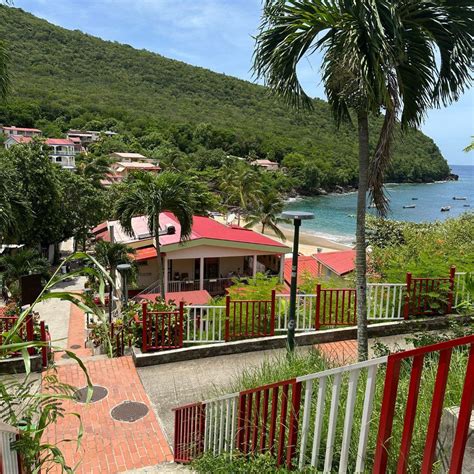 Deux Criques Uniques En Martinique Anse Noire Et Anse Dufour