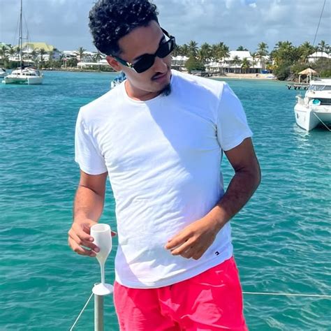 Guillian 🌎 Guillian13 • Threads Say More