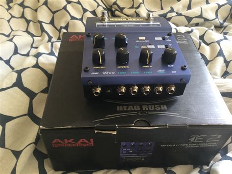 Head Rush E2 Akai Professional Head Rush E2 Audiofanzine