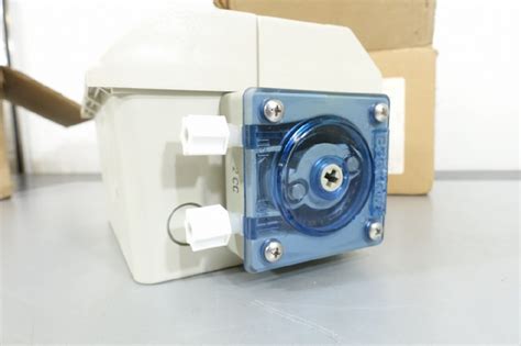 Yahoo オークション 未使用在庫品 Ecolab 洗剤供給器 Pathways Drain