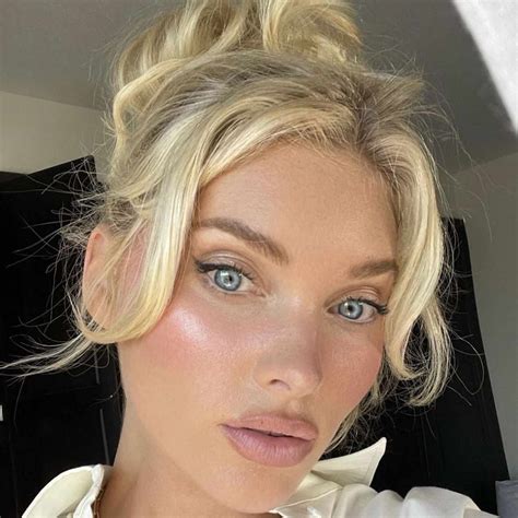 Candice Swanepoel Dark Blonde Hair Color