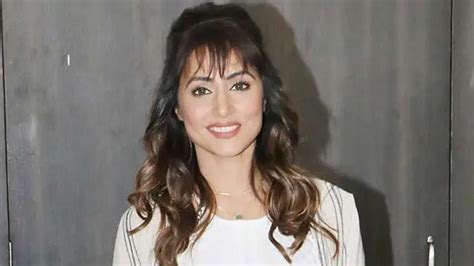 Hina Khan Dances Through Challenges Of Breast Cancer Treatment