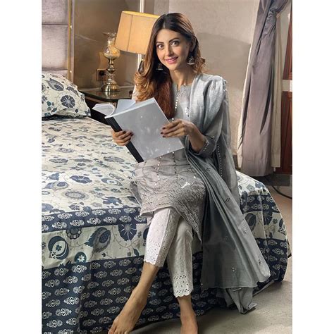 Moomal Khalid Usmans Feet Moomal Khalid Usmans Feet