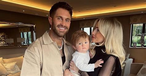 Danielle Fogarty Announces Shes Pregnant Days After Sister Claudias Love Island Debut Mirror