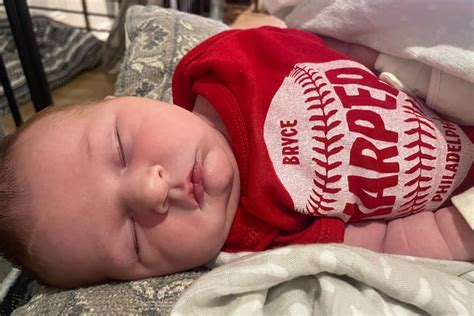 Born At The Crack Of A Rhys Hoskins Three Run Homer Harper Reese Wright Is The Phillies Newest Fan