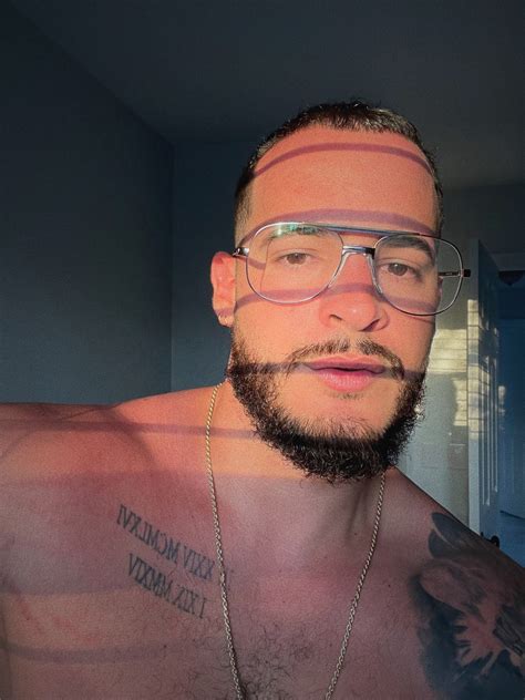 Leonardo — Welcome Back Papi