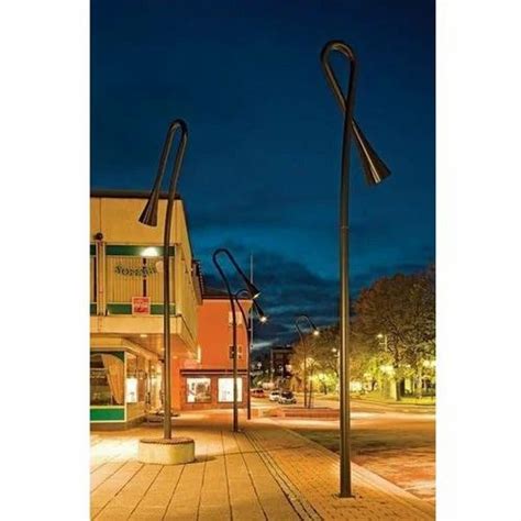 Design Street Light Pole At ₹ 4200unit Street Light Pole In