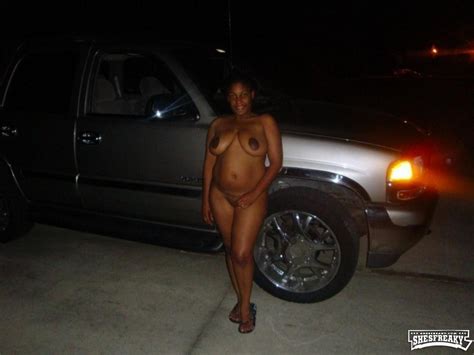 Girls Flashing Shesfreaky Girls Flashing Shesfreaky