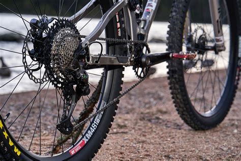 Review Banshee Phantom V3 2 The Loam Wolf