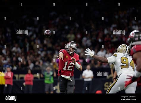 Tampa Bay Buccaneers Quarterback Tom Brady 12 Passes Under Pressure
