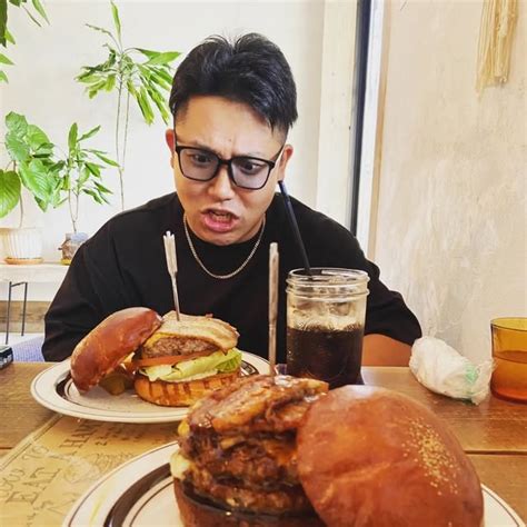 Hidemiya Hidemiya On Threads