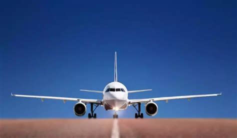 Airplane Landings And Different Situations Calaero