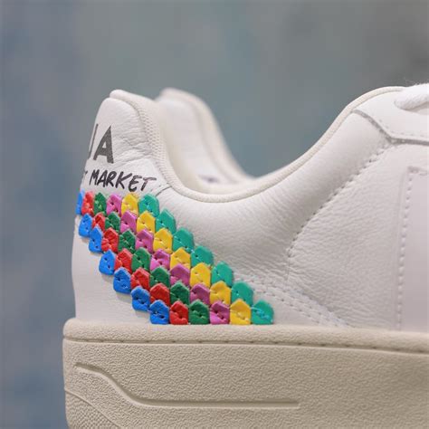 Veja 携手 Dover Street Market 推出限量版运动鞋系列 Nowre现客