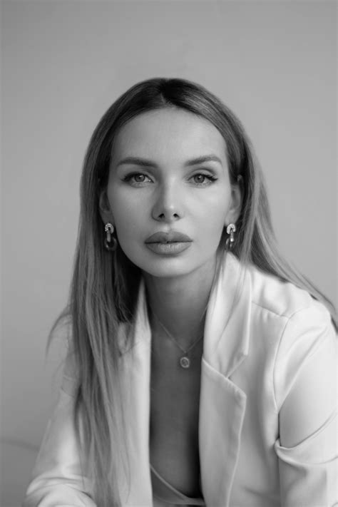Photo Gratuite De Beau Chic élégant Femme Glamour Jeune Modèle