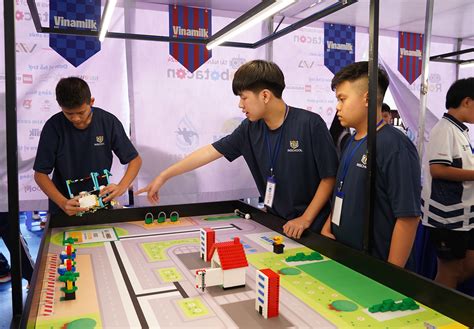 Các Thí Sinh Robotacon Wro 2024 Cùng Vinamilk Trở Thành ‘đồng Minh Trái đất