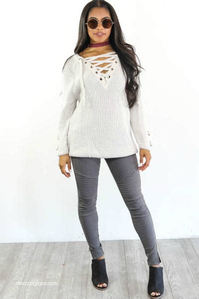 Guest Model Vicky Amazing Lace