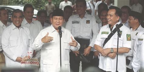 Selain Pendidikan Dan Ekonomi Sistem Hukum Dan Politik Jadi Bagian