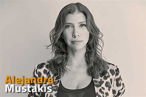 Alejandra Mustakis En El Mundo Emprendedor La Marcha Del País Se