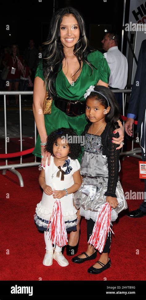 Vanessa Bryant With Daughters Natalia And Gianna At The High School